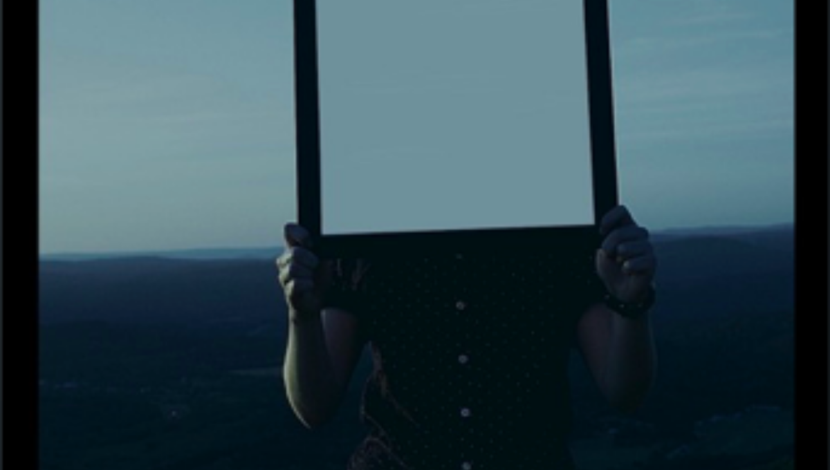 PREMIERE: Faith Holt Contemplates Happiness On New Single “Contentment ...