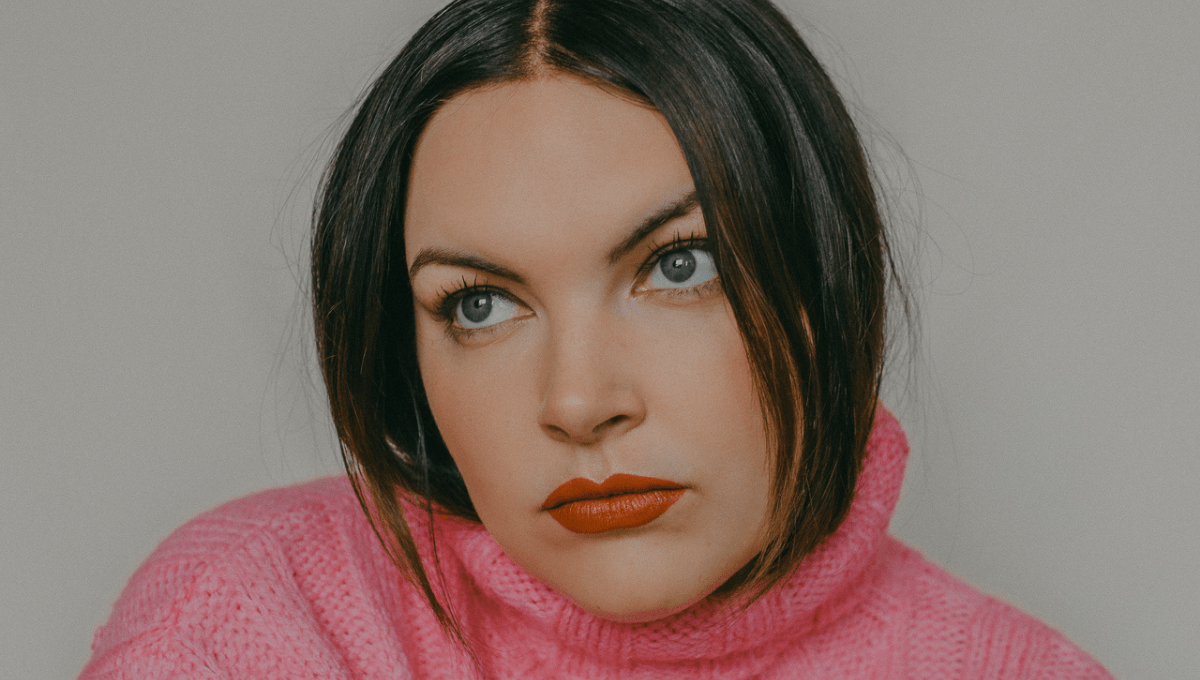 Dutch Indie Pop Artist Penny Roox Shares New Single “What A Day ...