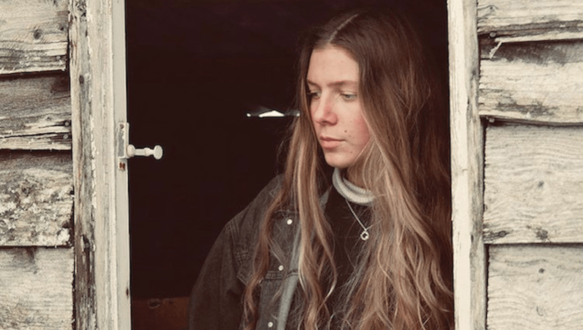 Edinburgh-Based Singer-Songwriter Rosie H Sullivan Reflects On ...