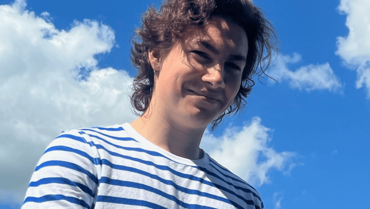 Indie Grunge Artist Hayes Noble Shares Roaring New Single “Forget It ...