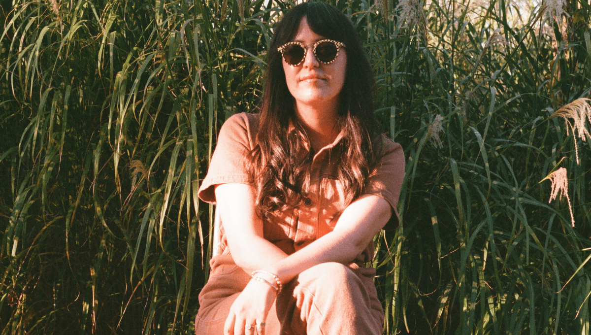 Singer-Songwriter Mandi Mapes Shares Latest Single “Even On The Worst ...