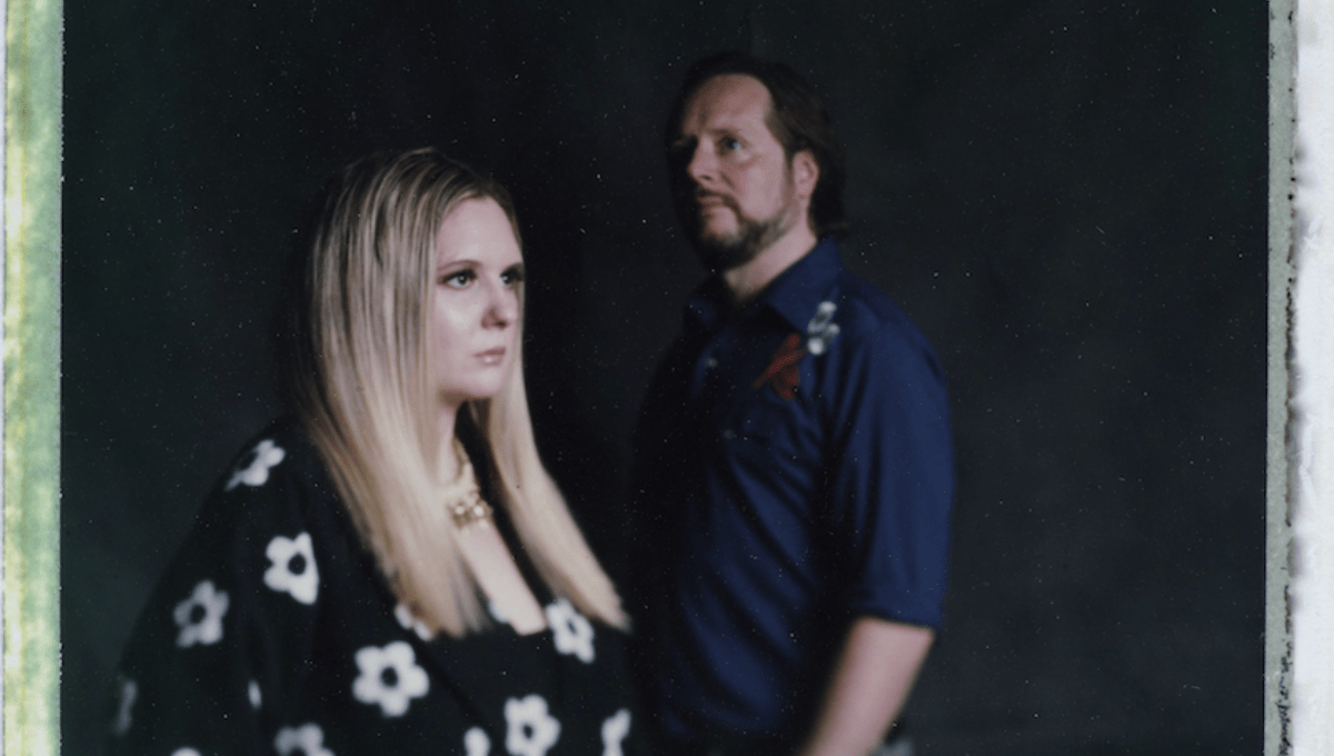 Los Angeles Husband-Wife Duo The Know Reflect On Loves First Bliss With ...