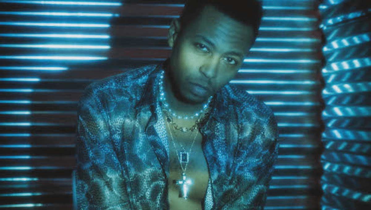 Rising R&B Artist Kevin Ross Shares Playful New Video For “Look My Way ...