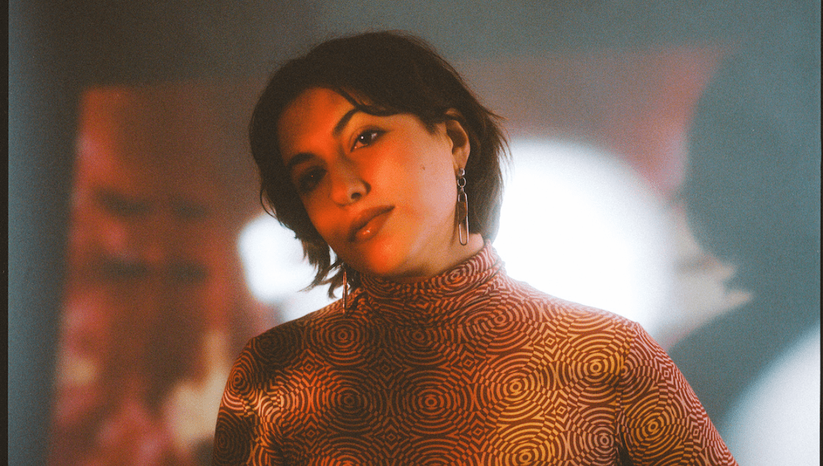 Indie Singer-Songwriter Elora Shares New Single “Embers” From Upcoming ...